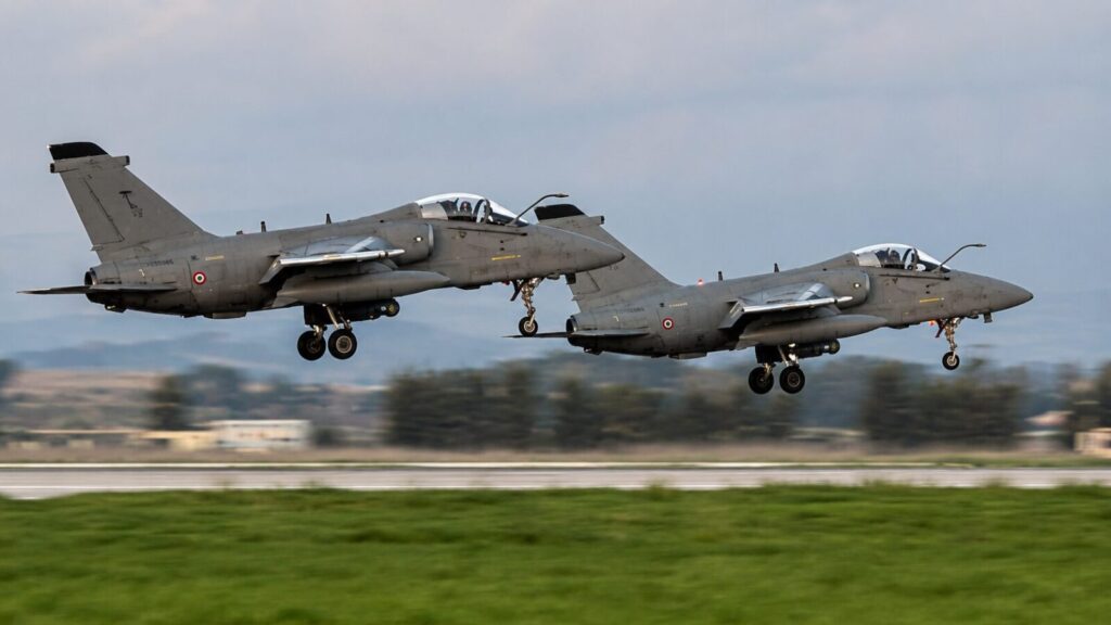 Italia pronta a inviare 100 militari in Romania dopo il drone russo su ...